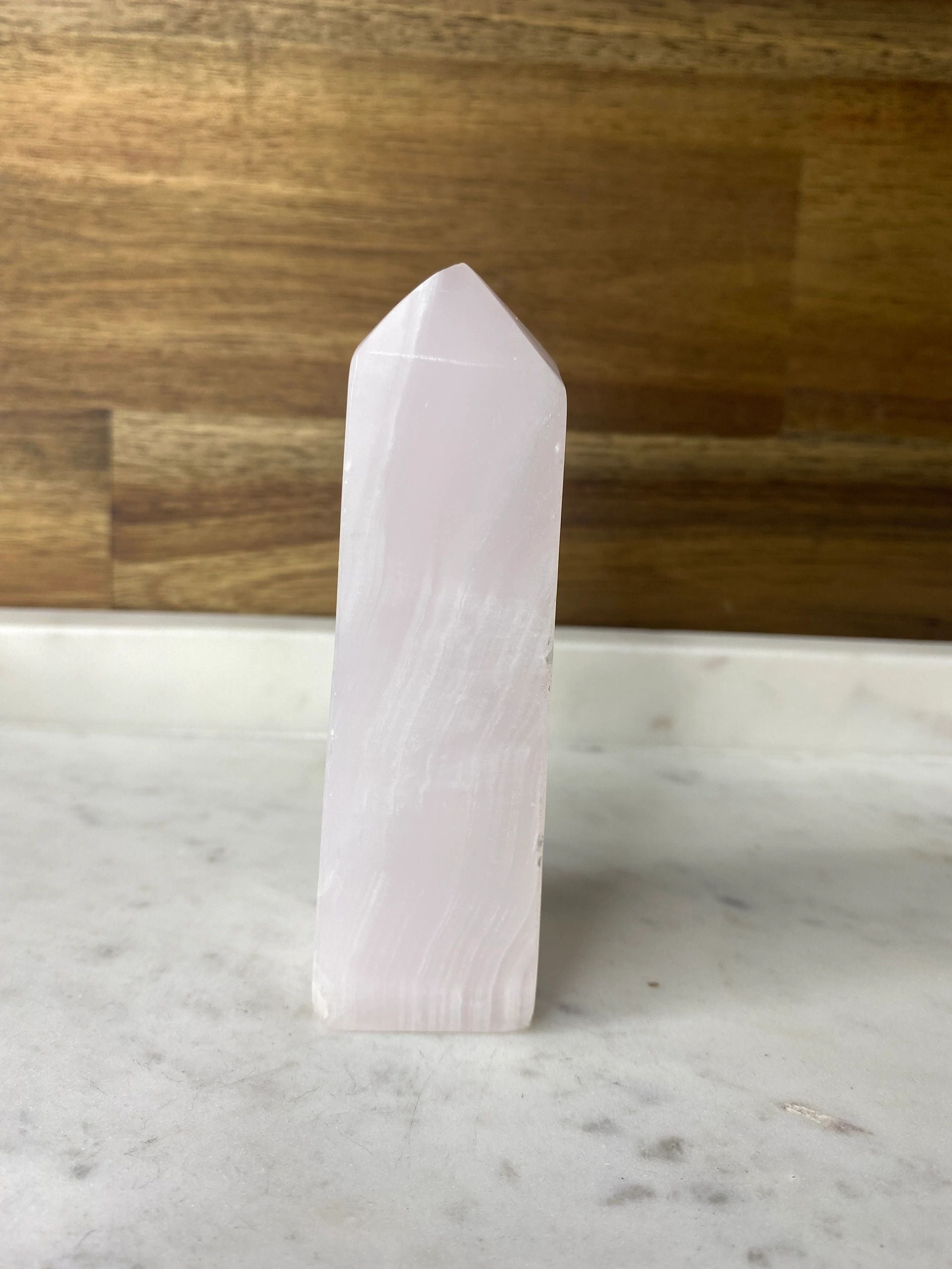 Mangano Calcite Tower – Light & Insight